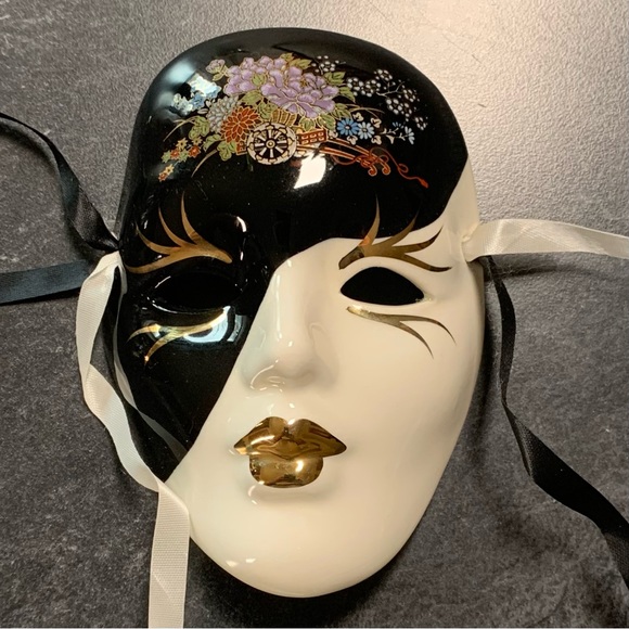 Art | Ceramic Black And White Miniature Mardi Gras Mask | Poshmark